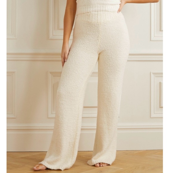 SKIMS | Pants & Jumpsuits | Nwt Skims Boucle Sweatpants Cream Lxl ...